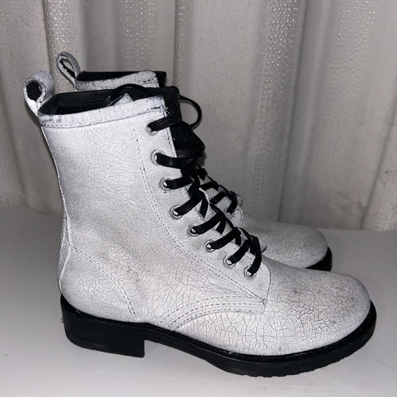 Frye | Shoes | Nwt Frye Veronica Womens Combat Boots Booties Crackled ...